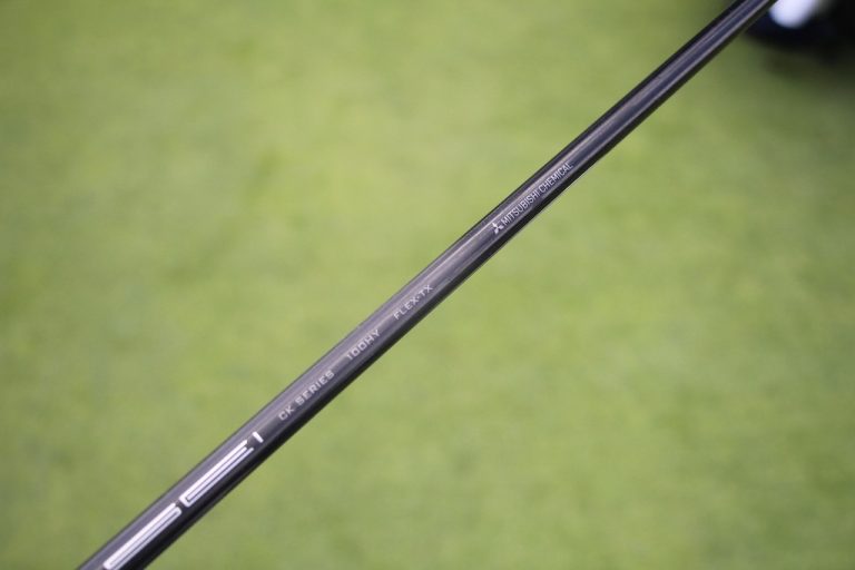 OnCore’s new Genius golf ball with GPS technology (2018 PGA Show) – GolfWRX